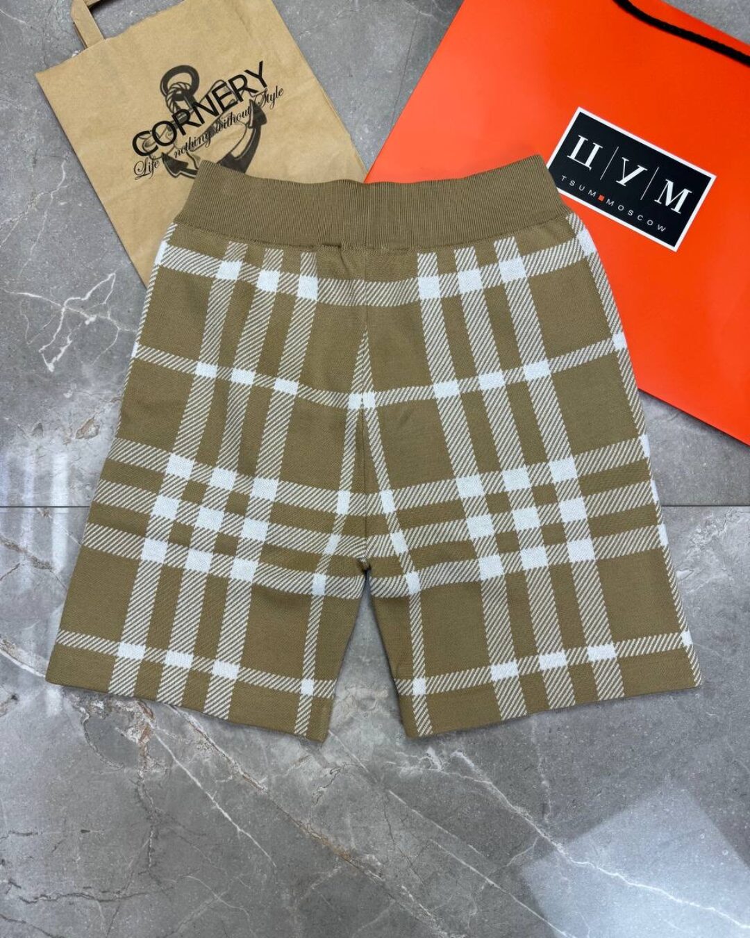 Short burberry store